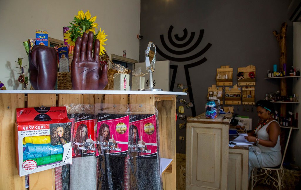 Tras las raíces de Beyond Roots - Negolution